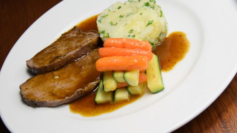 Telecí pečeně na víně | sikovnykuchar.cz